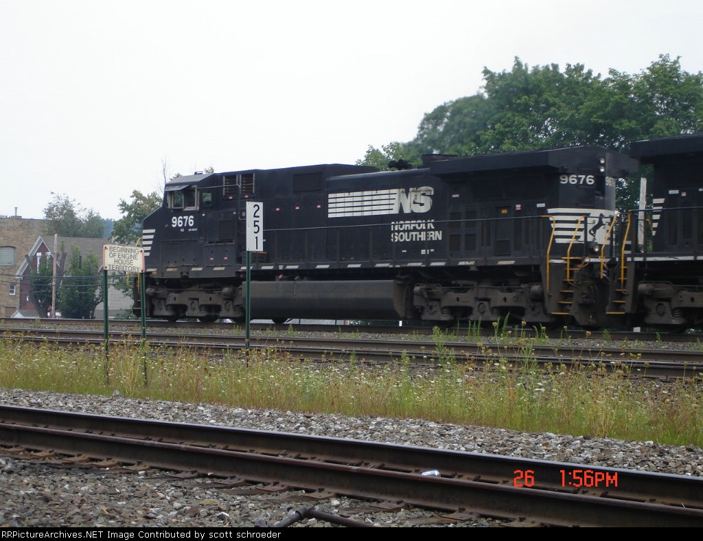 NS 9676 leads NS Train 20V past MP 251 & the Engine House Limits EB